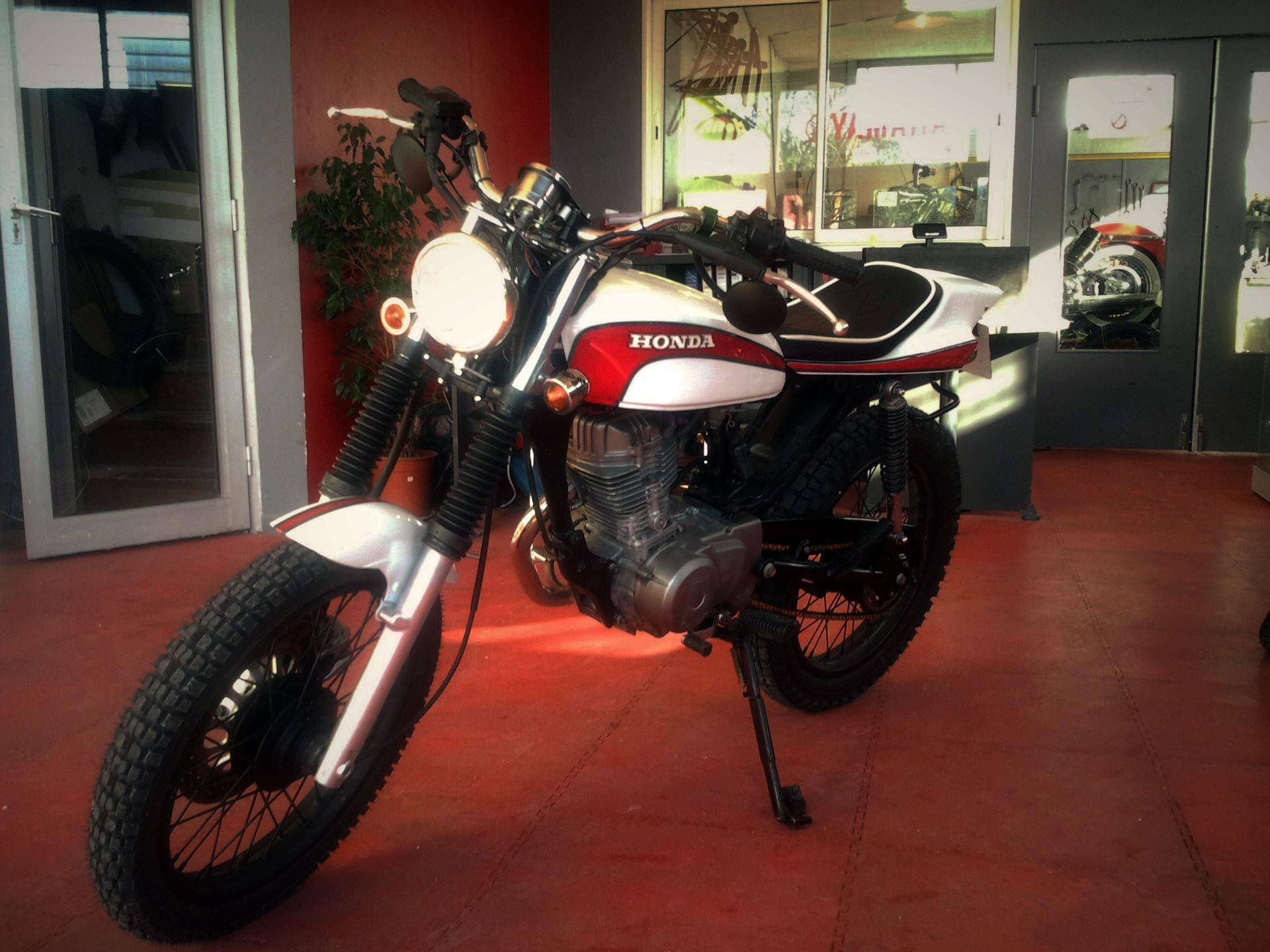 HONDA 125 CG - MODE TRACKER - TRC MOTO