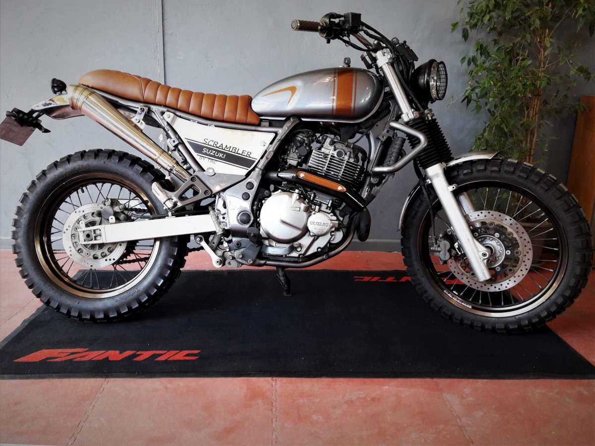 SUZUKI FREEWIND - TRC MOTO